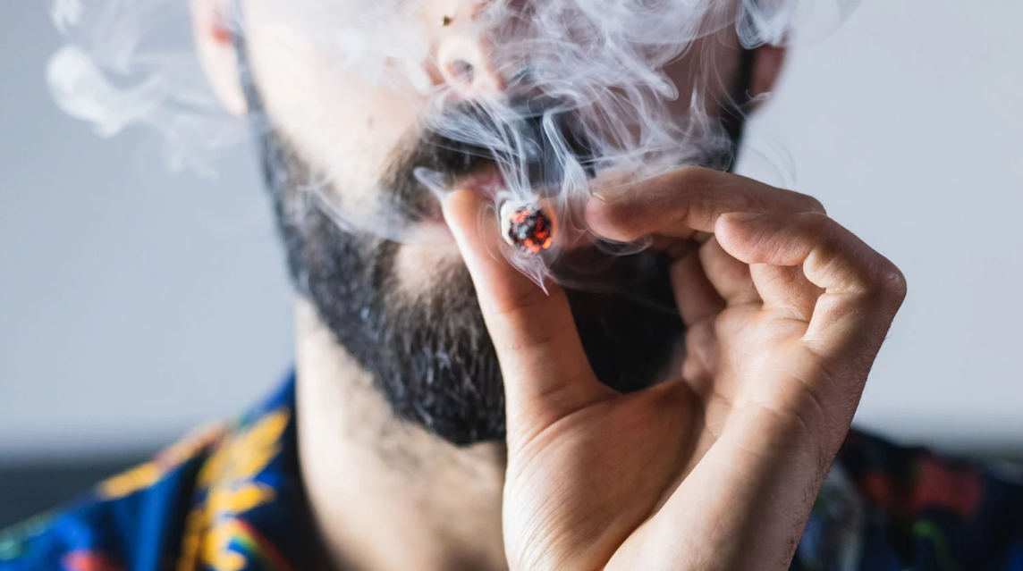 Can I Smoke Shrooms? Dangers And Side Effects Of Smoking